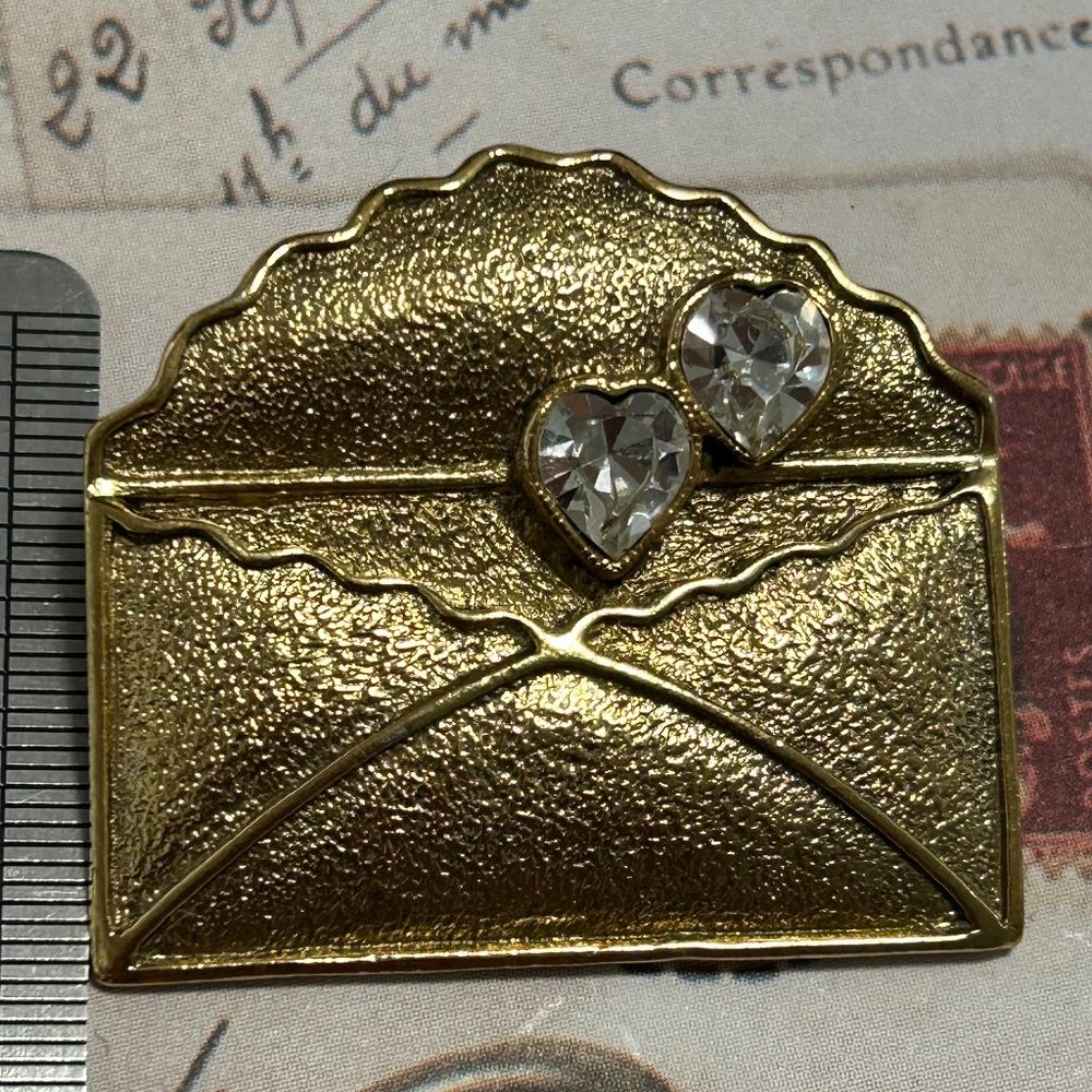 1980s Vintage Gold Envelope Clear Crystal Heart Rhine… - Gem